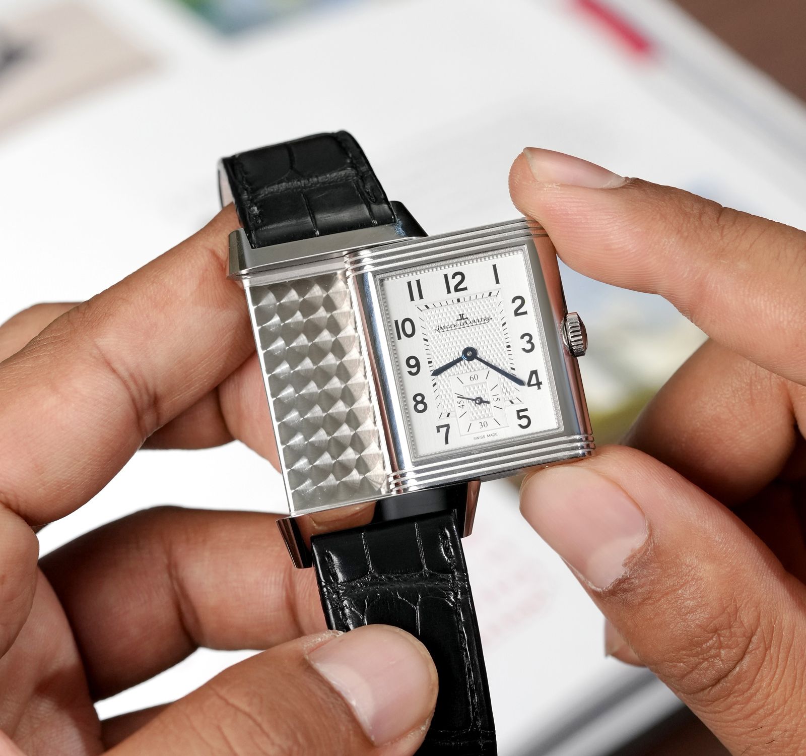 Pre-Owned Jaeger-LeCoultre Reverso Men Watch in Silver & Black Colour Dial