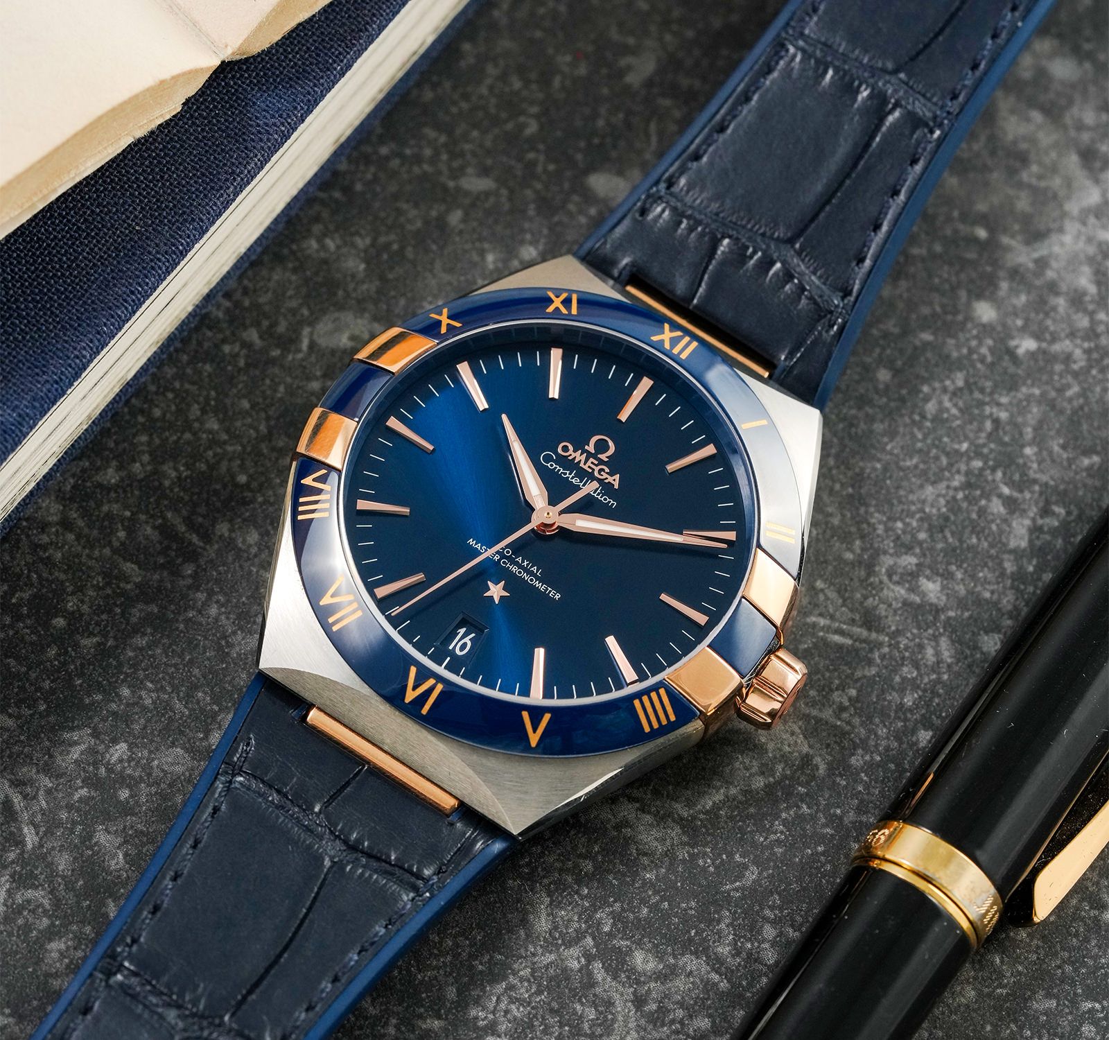 Pre-Owned Omega Constellation Men Watch in Blue Colour Dial