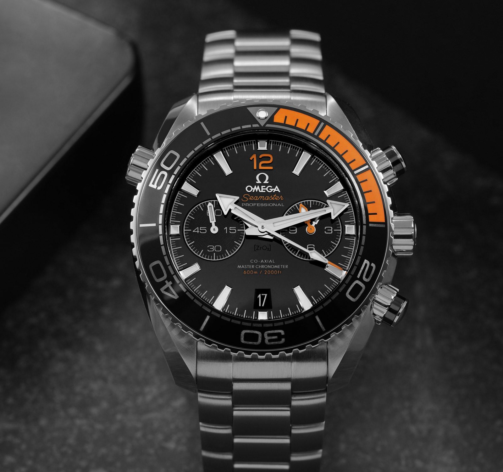 Pre-Owned Omega Seamaster Men Watch in Black Colour Dial